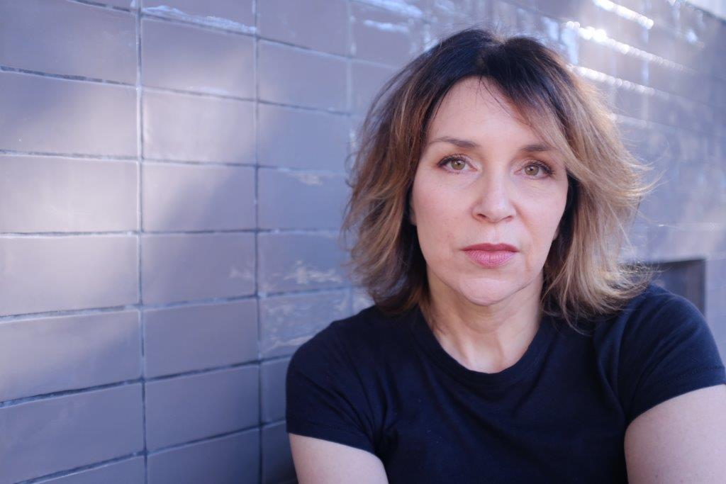 Biography – Virginia Peters